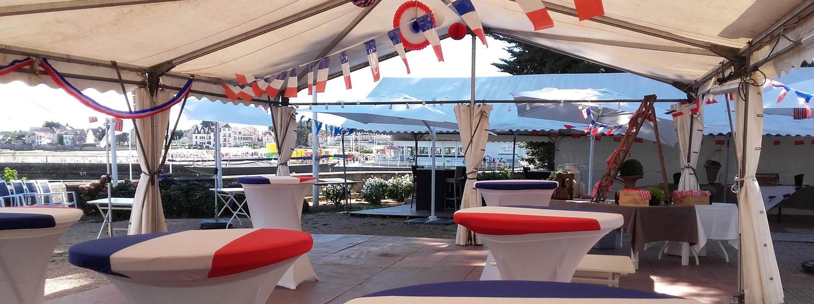 PMEVENTS – Location – Mobiliers – Organisateur d'événements – Location barnum